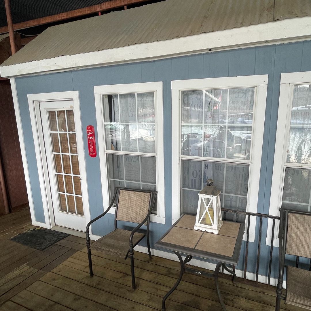 Slips - Grandpappy Point Resort & Marina